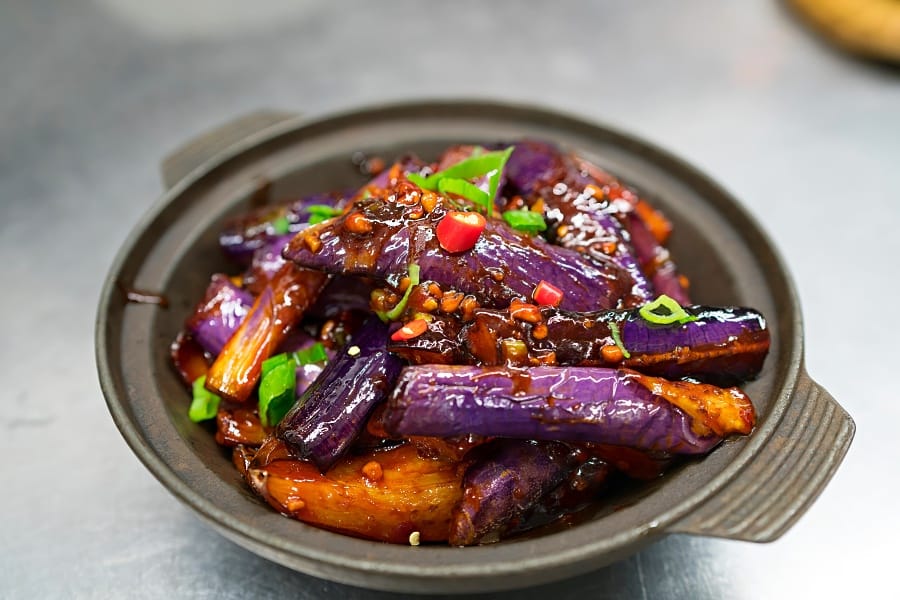Chinese Eggplant with Garlic Sauce (Yu Xiang Qiezi 鱼香茄子) - Wonglicious ...